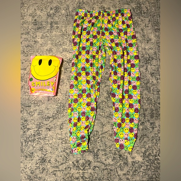 Main and Local | Intimates & Sleepwear | New Main And Local Smiley Face ...